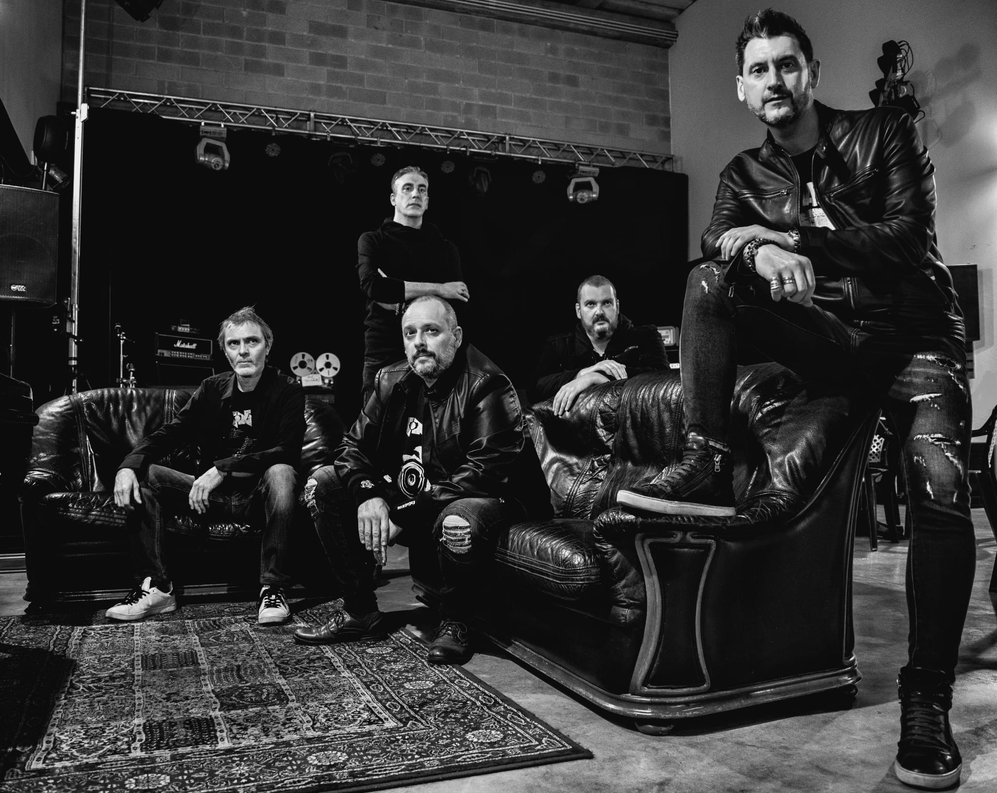 Biography – INNERLOAD